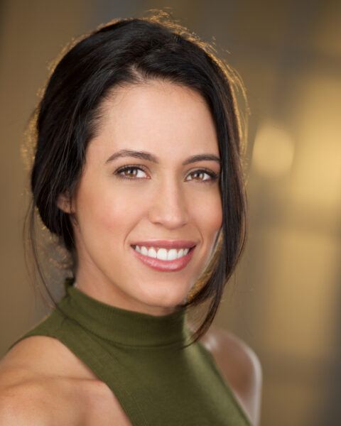 Bio | Amber Ettinger